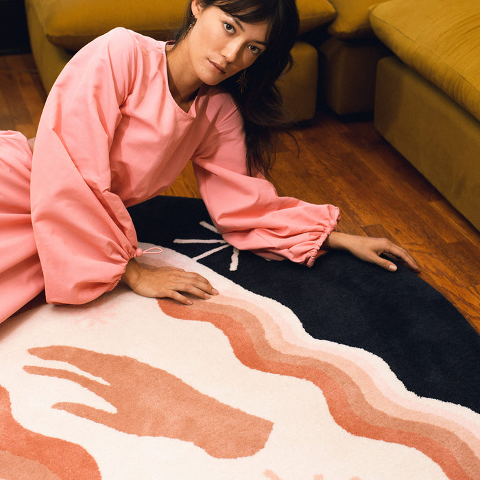 Magic Hand Circle Rug